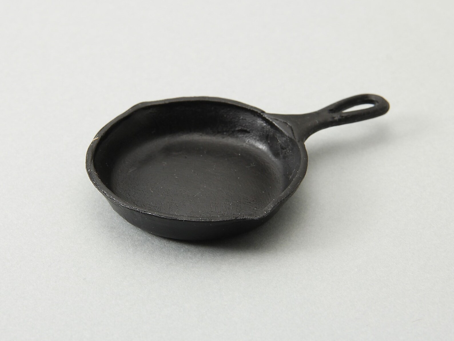 Silicone Mold Skillet Mold (L Size) Frying Pan Mold From Japan ...