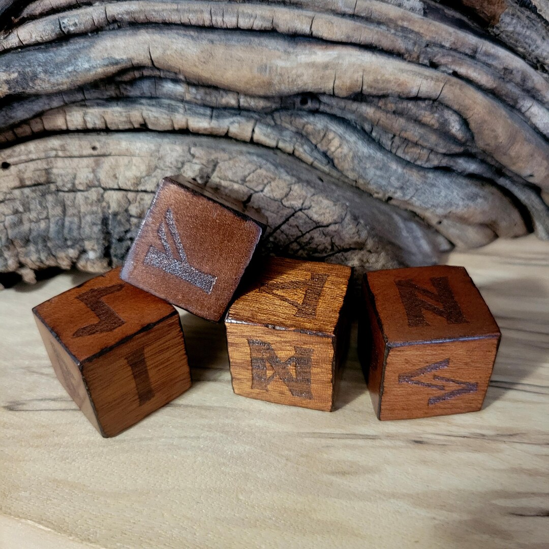 Sapele Elder Futhark Rune Dice: VANIR - Etsy
