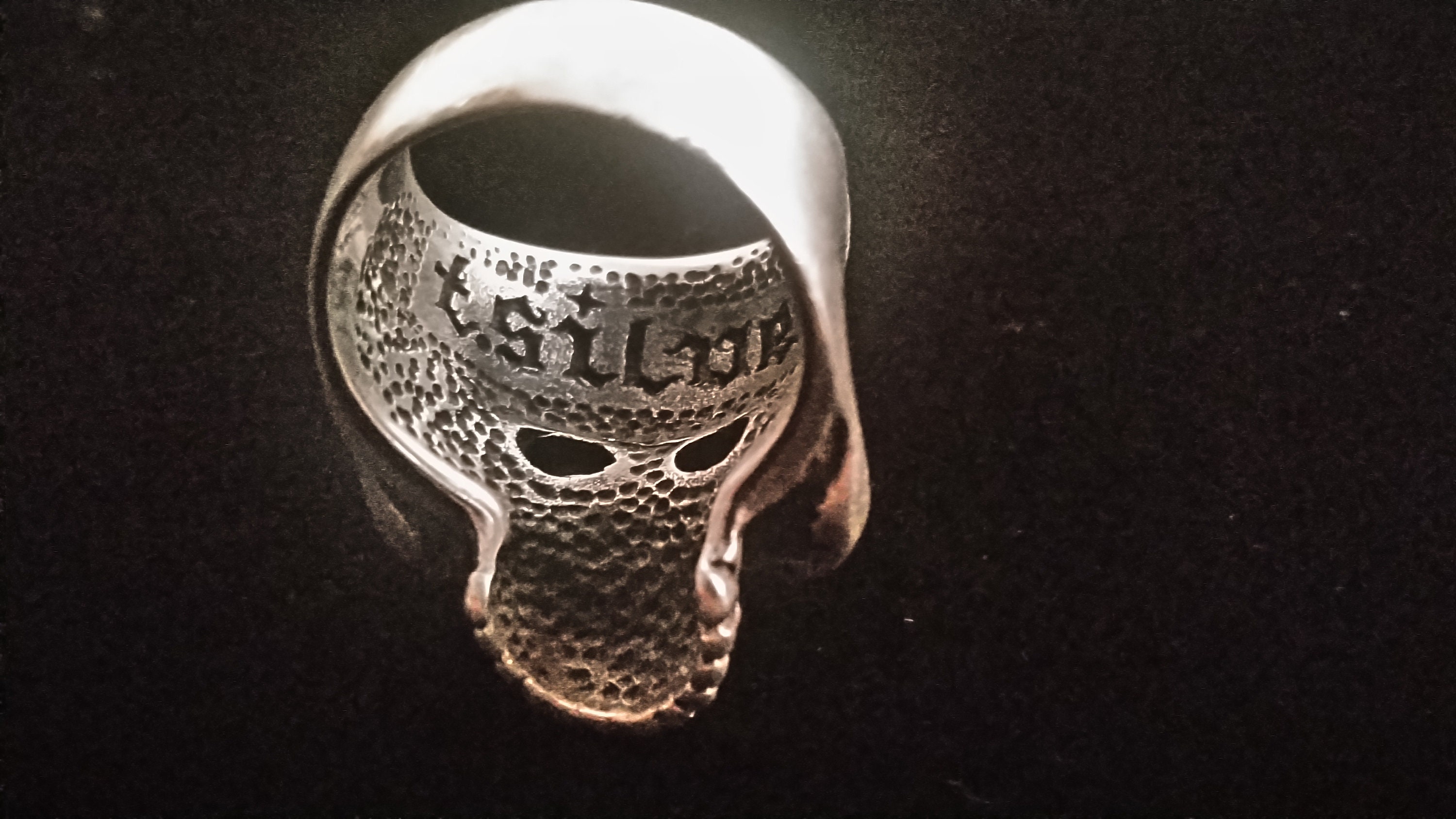 20 Gram 925 Silver Ceasar Skull Ring - Etsy