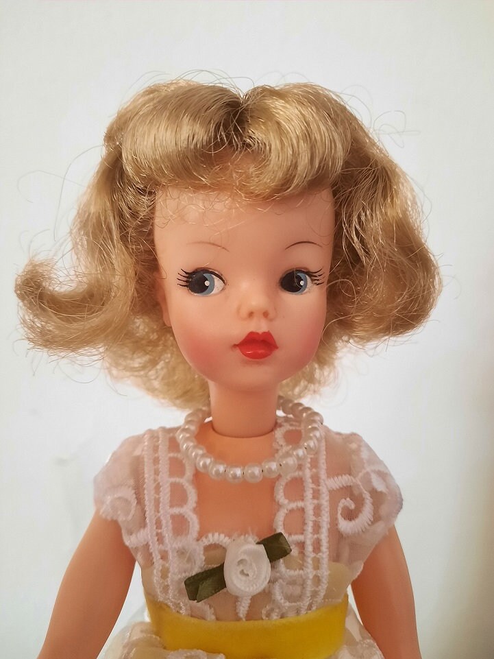 Tammy Doll Ideal BS12-4, 1960 Blonde Collectible , Art Doll, 12 Inch. With Lace Dress, Hat ...