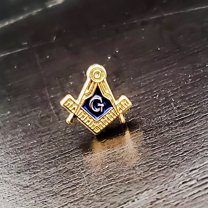 Jewelry Compass Pin - Etsy