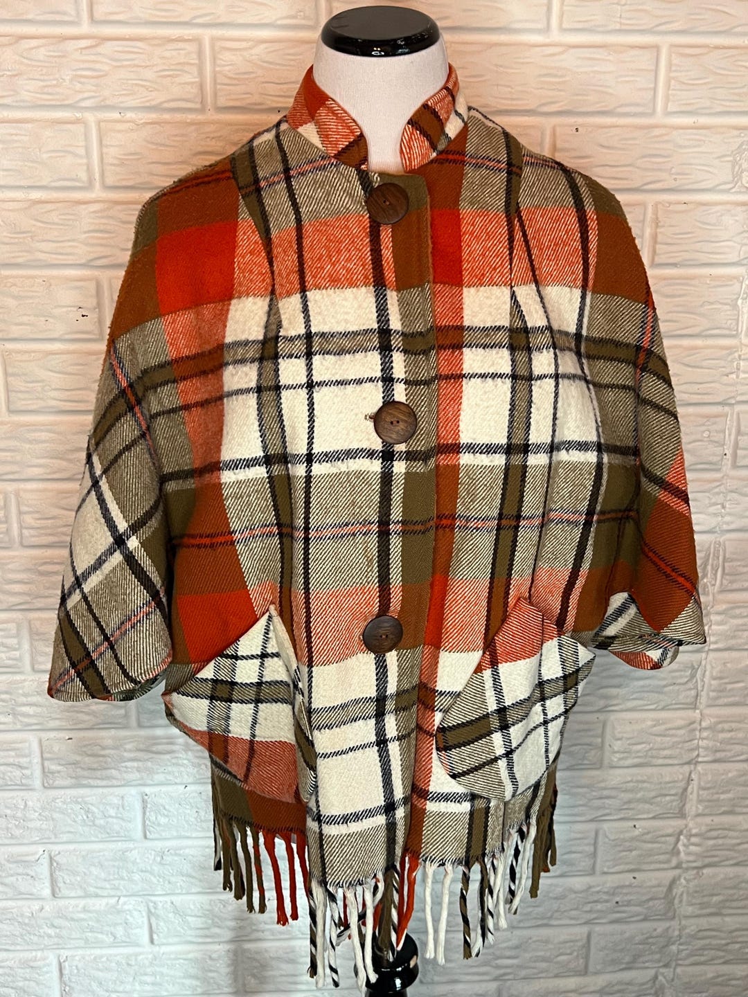 Vintage 1970's Women's King of the Ponchos Country Place Wool Plaid ...