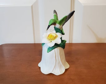 Daffodil Hummingbird - Etsy
