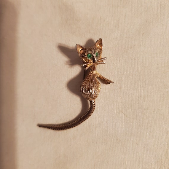 Gold toned Cat Brooch with emerald eyes and movable tail | Etsy