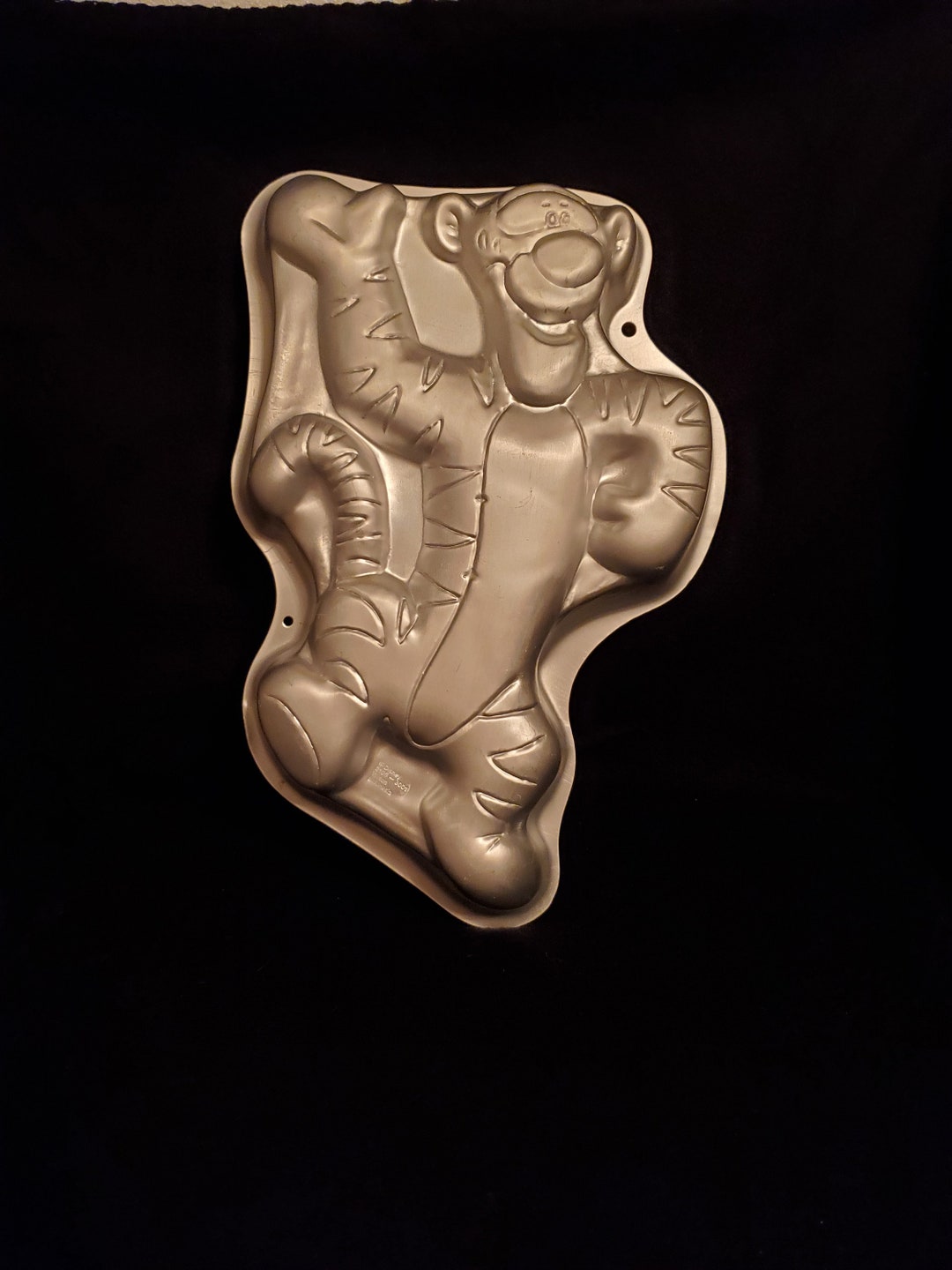 Wilton 2105-3001 Cake Pan Disney Tigger From Winnie the Pooh - Etsy