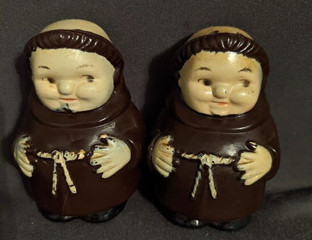 Vintage Friar Tuck Monk Salt and Pepper Shakers - Etsy