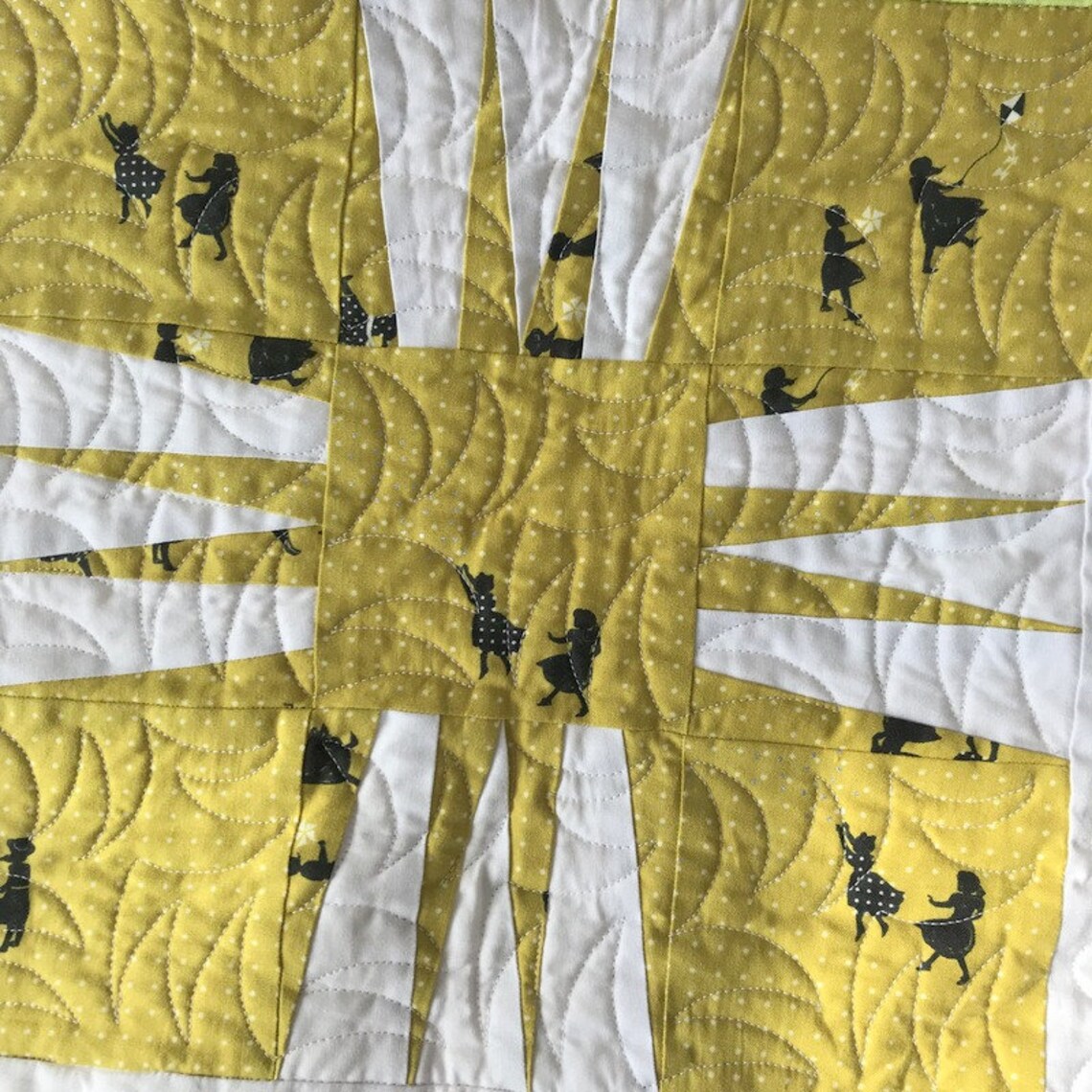 Spikey Star Quilt | Etsy