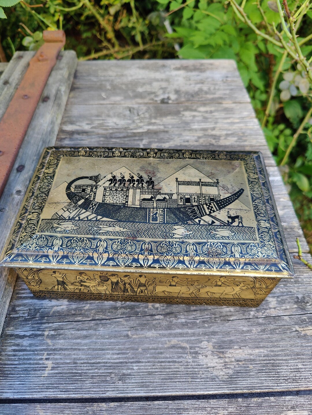 Beautiful 1920s Egyptian Revival Tin Box, Antique Pharaoh Tin, Pyramids ...