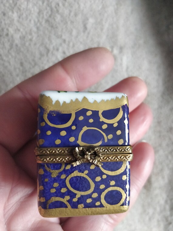 Limoges box with bottles,Hand painted, shaped box, ri… - Gem