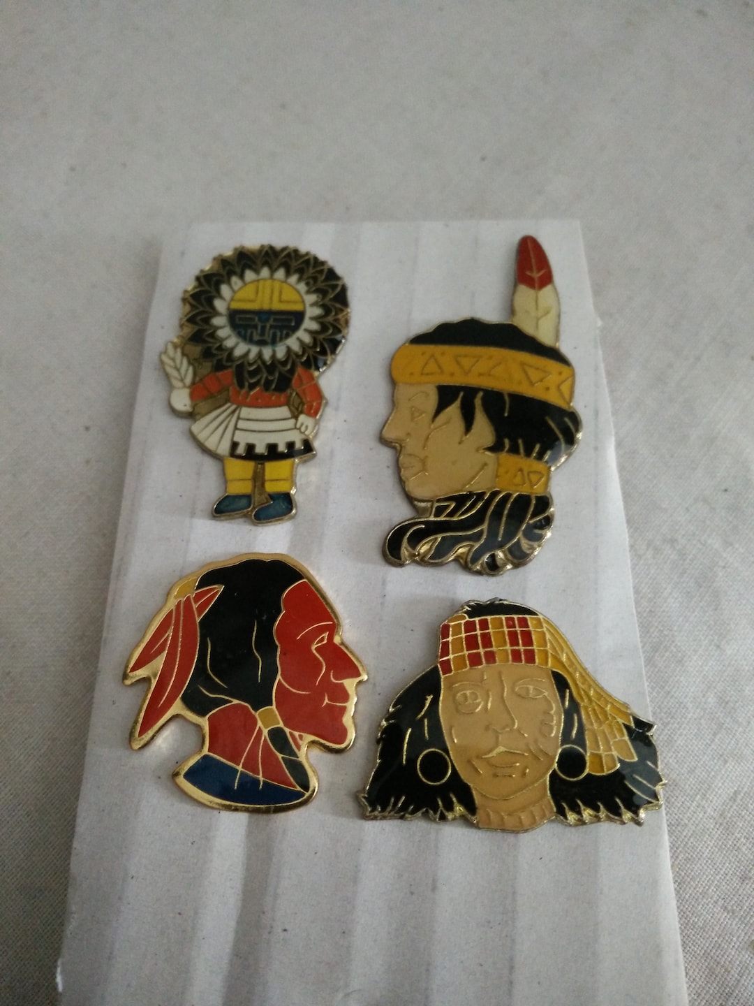 4 Vintage Native American Pins , Pinback Buttons, Brooches, Enamelled ...