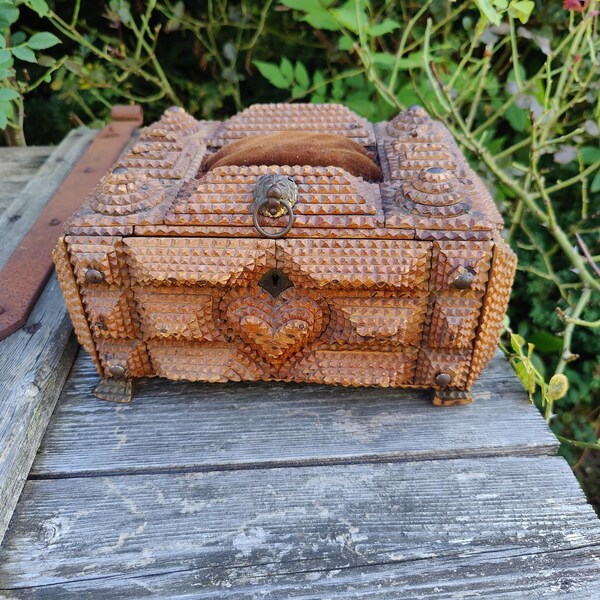 Tramp Art - Etsy