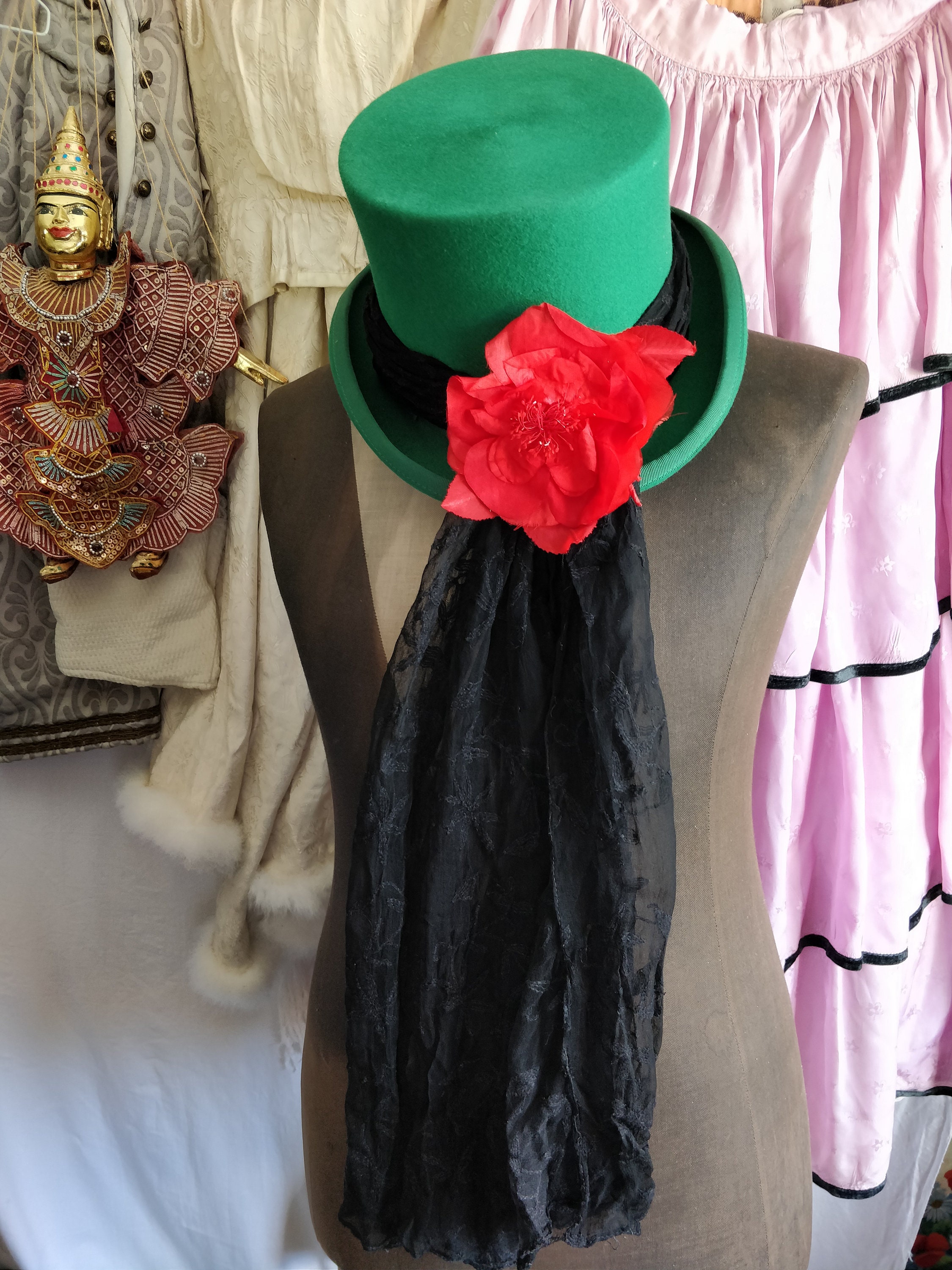 Vintage Green top hat ring master hat Circus hat Boudoir | Etsy