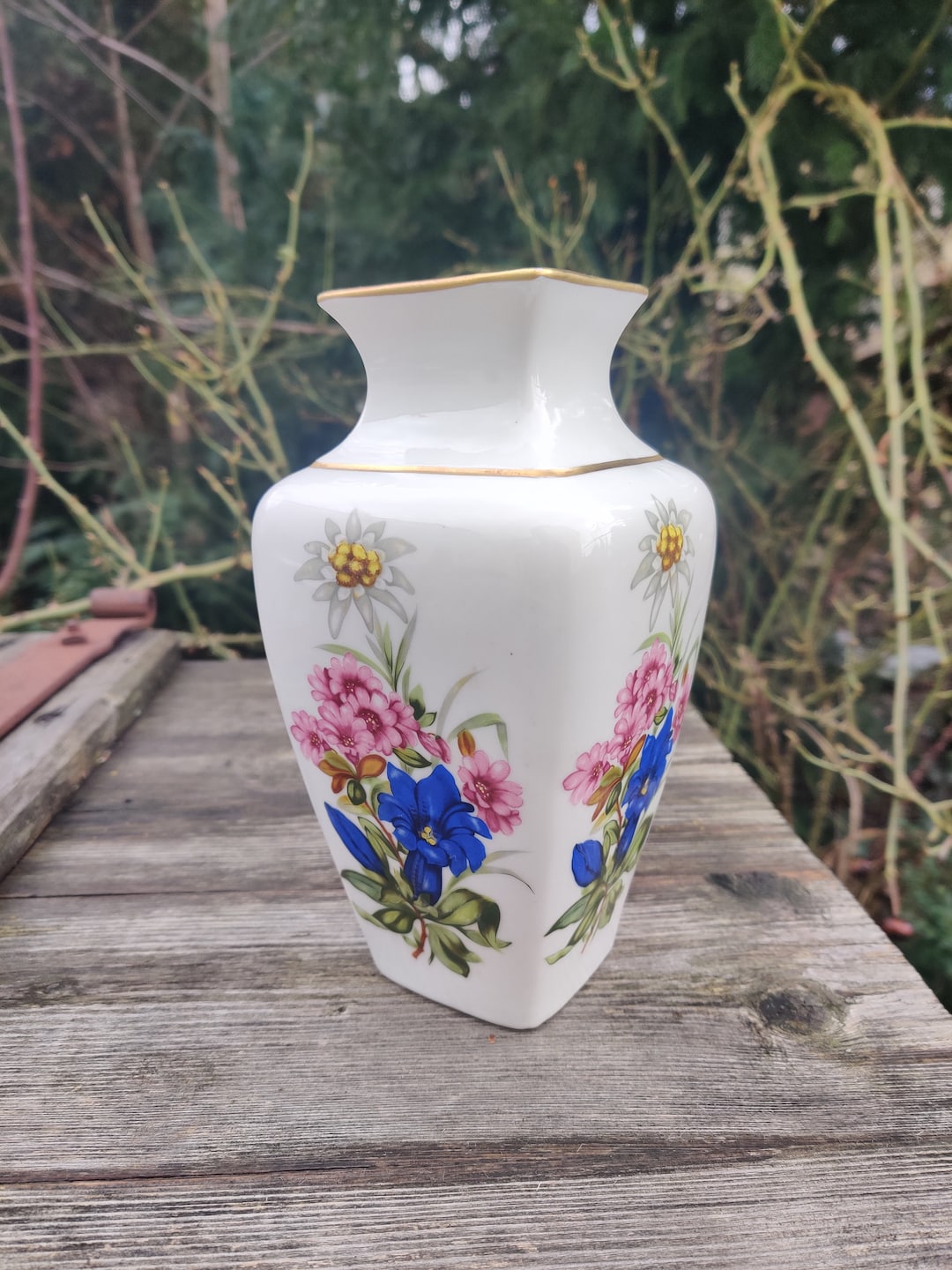 Vintage Enzian and Edelweis Vase, Bavarian Souvenir, Austrian Souvenir ...