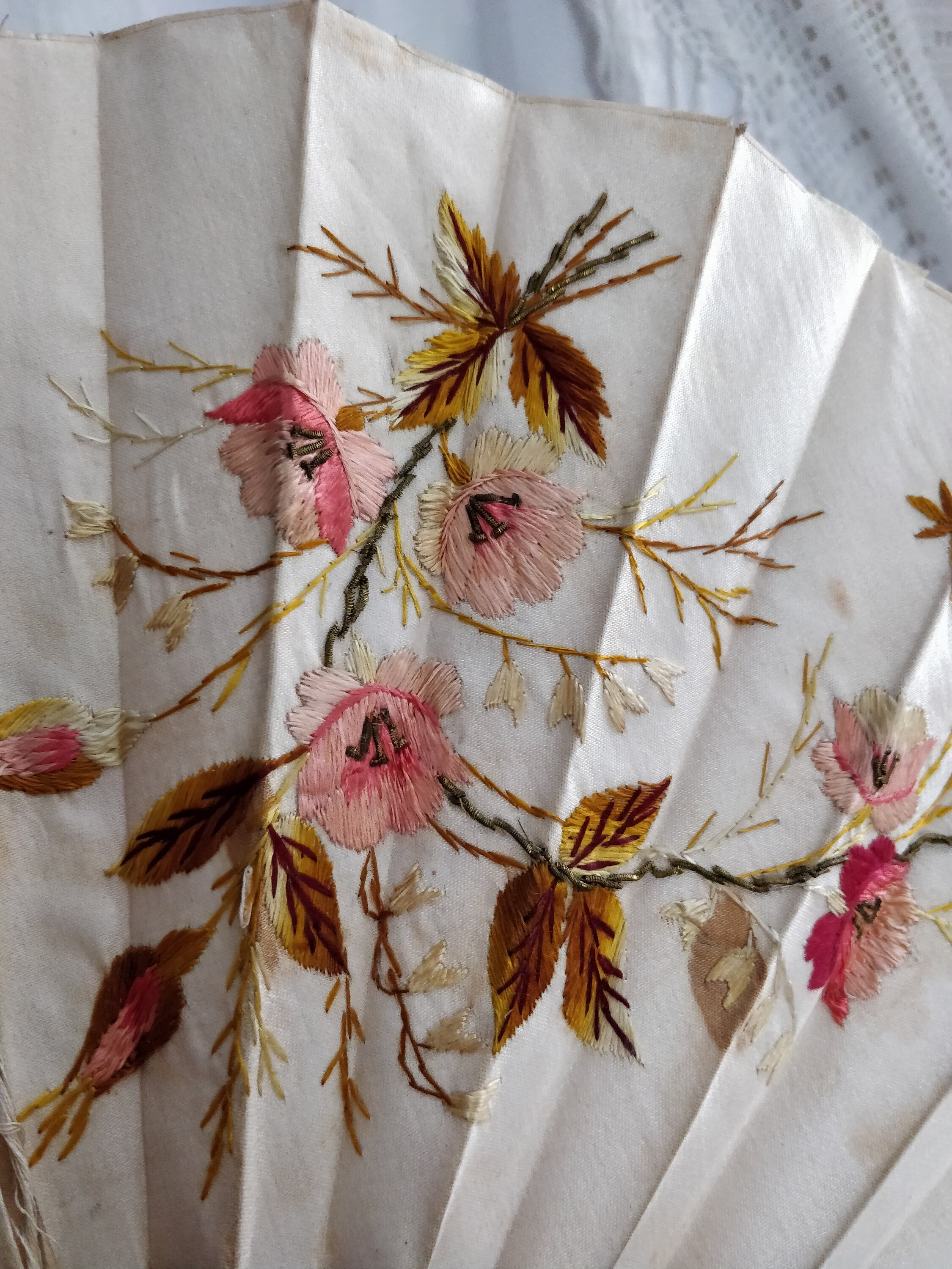 Hand Embroidered White Fan Edwardian so Shabby Chic | Etsy