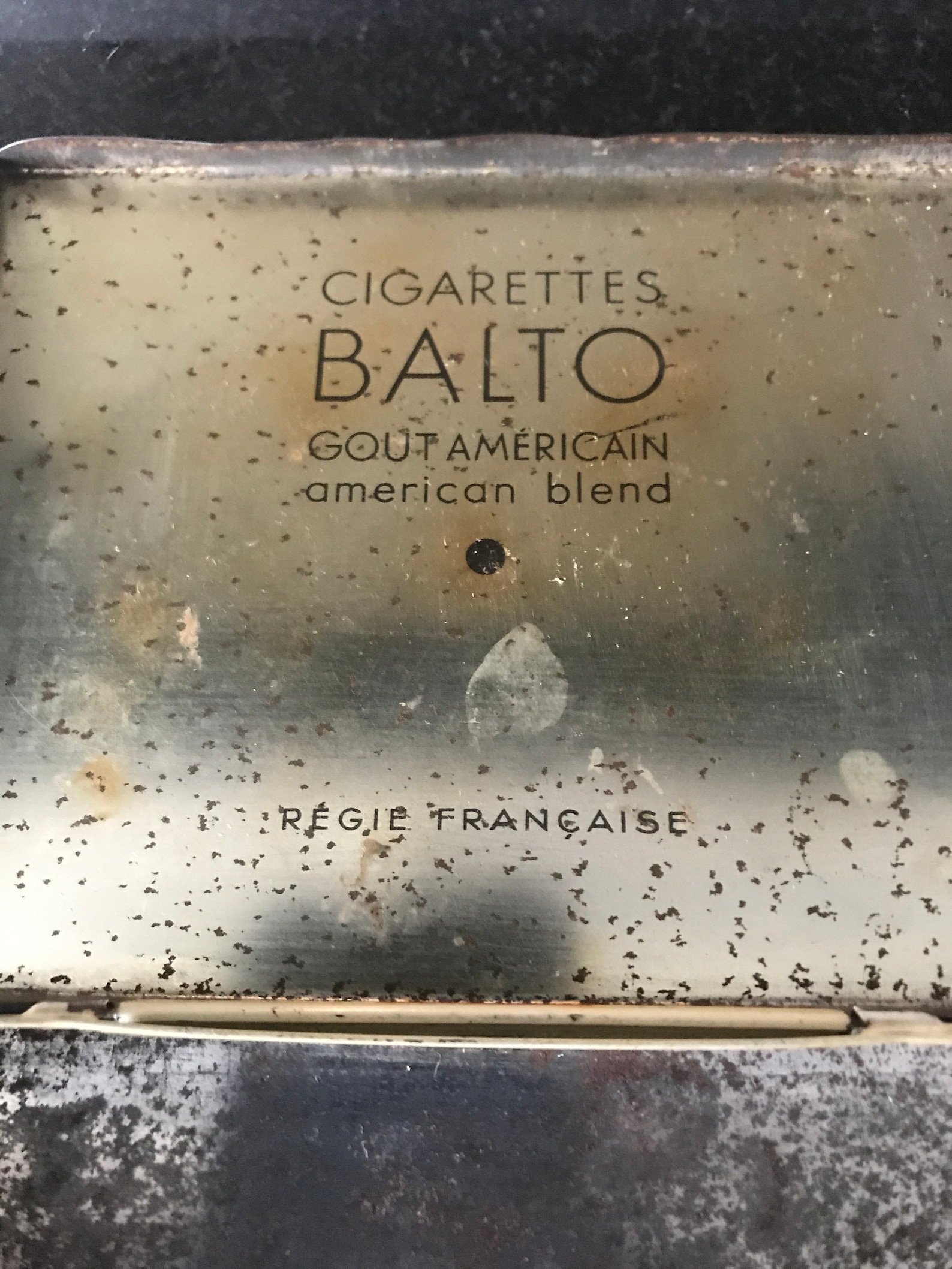Vintage 1950s Balto French 50 Cigarette Tin With American Tobacco. Made ...