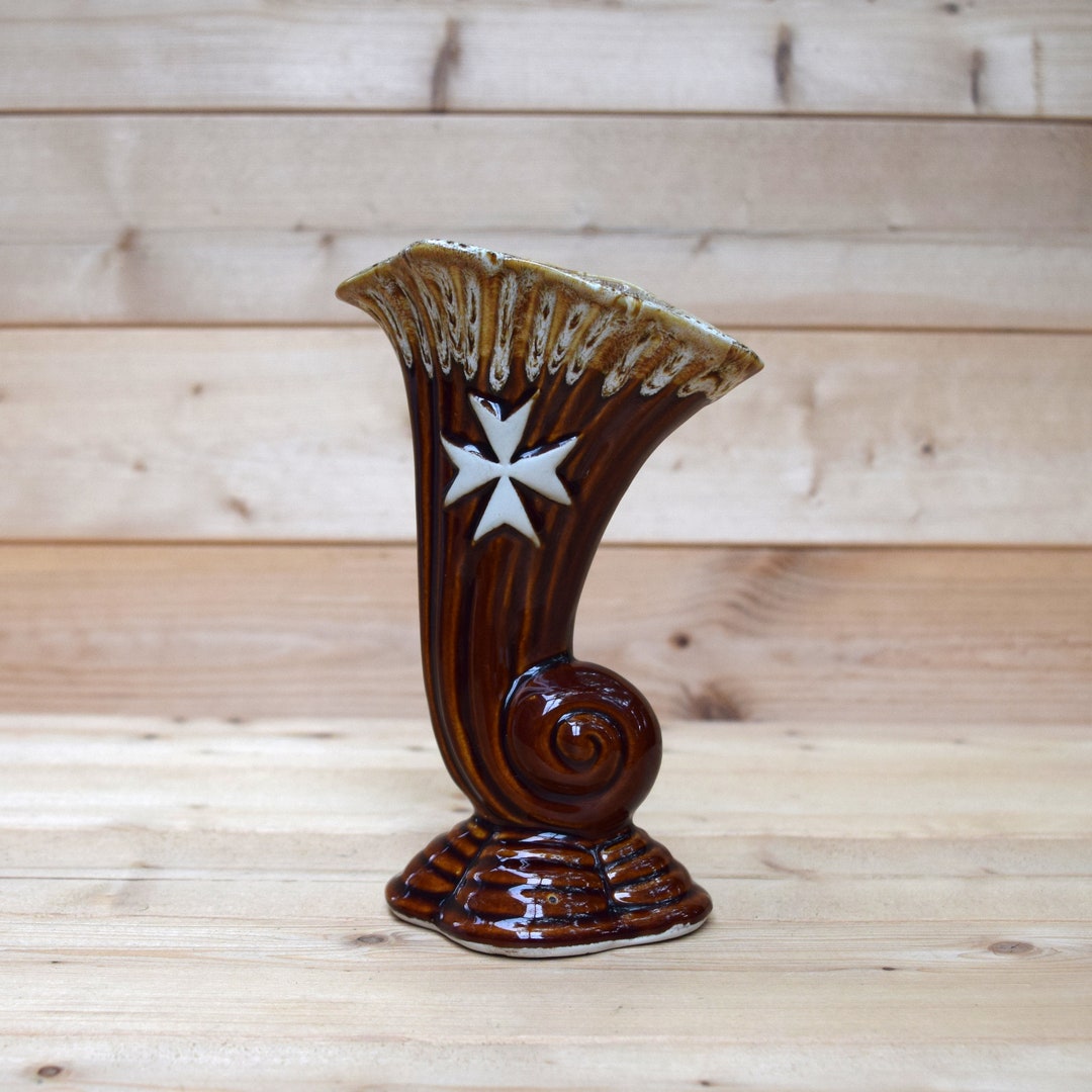Cornucopia Flower Vase, Bristow Potteries, Maltese Cross - Etsy