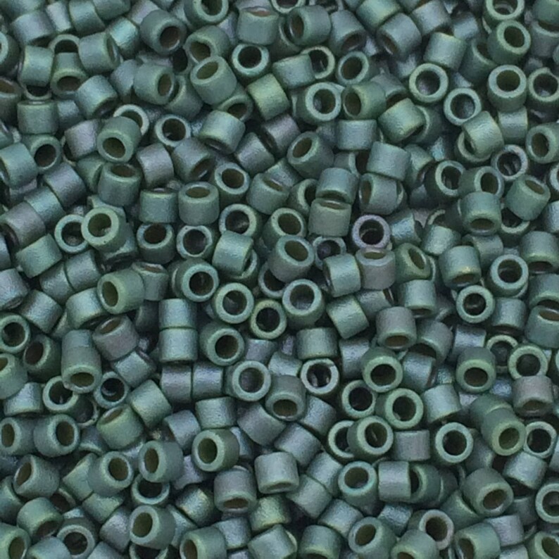 8g Perles Miyuki Delicas 11/0 Matte Metallic Leaf Green: | Etsy