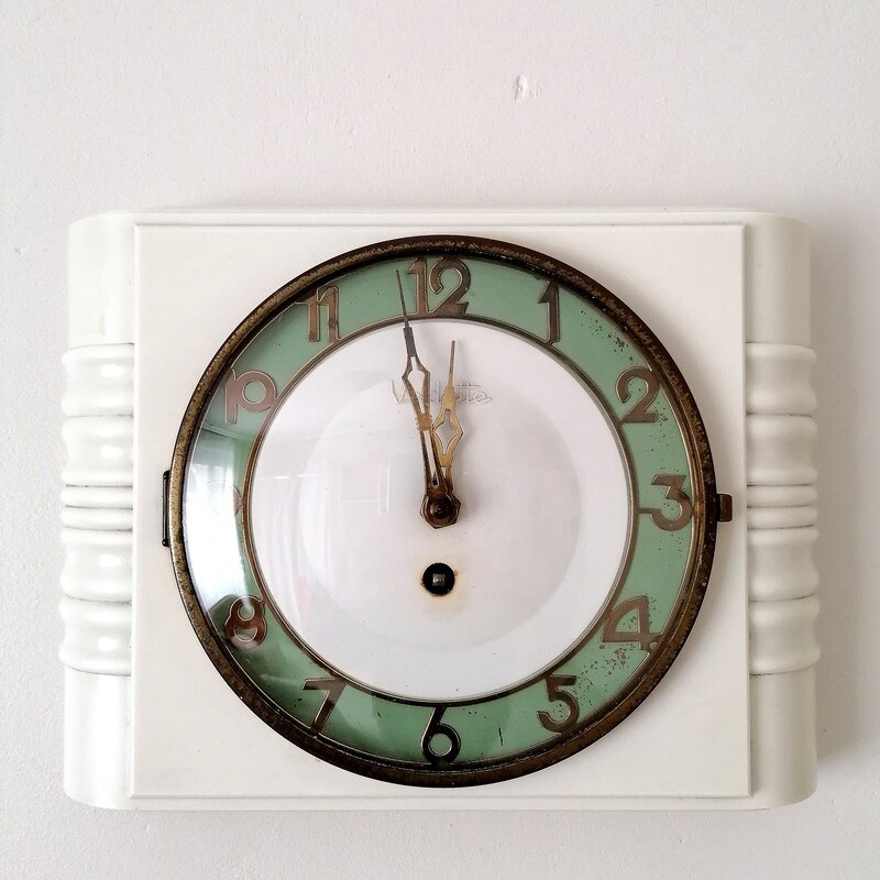 Vintage Clock - Etsy