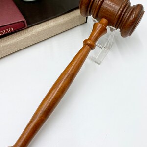 Vintage Wooden Gavel With Clear Acrylic Stand Auctioneer Gavel Judge ...