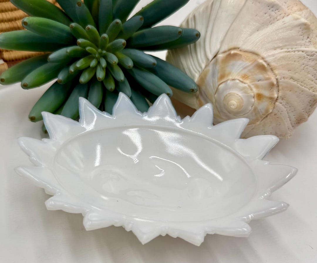 Vintage Milk Glass Dish | Figural Scallop Sea Shell | Westmoreland ...