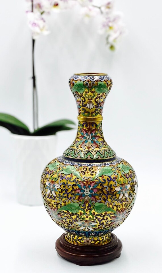 Gorgeous Cloisonne Enamel Vase Enameled Garlic Bulb Vase Garlic Head Vase Golden Brass Lotus Flower Design Decorative Chinese Arts Etsy
