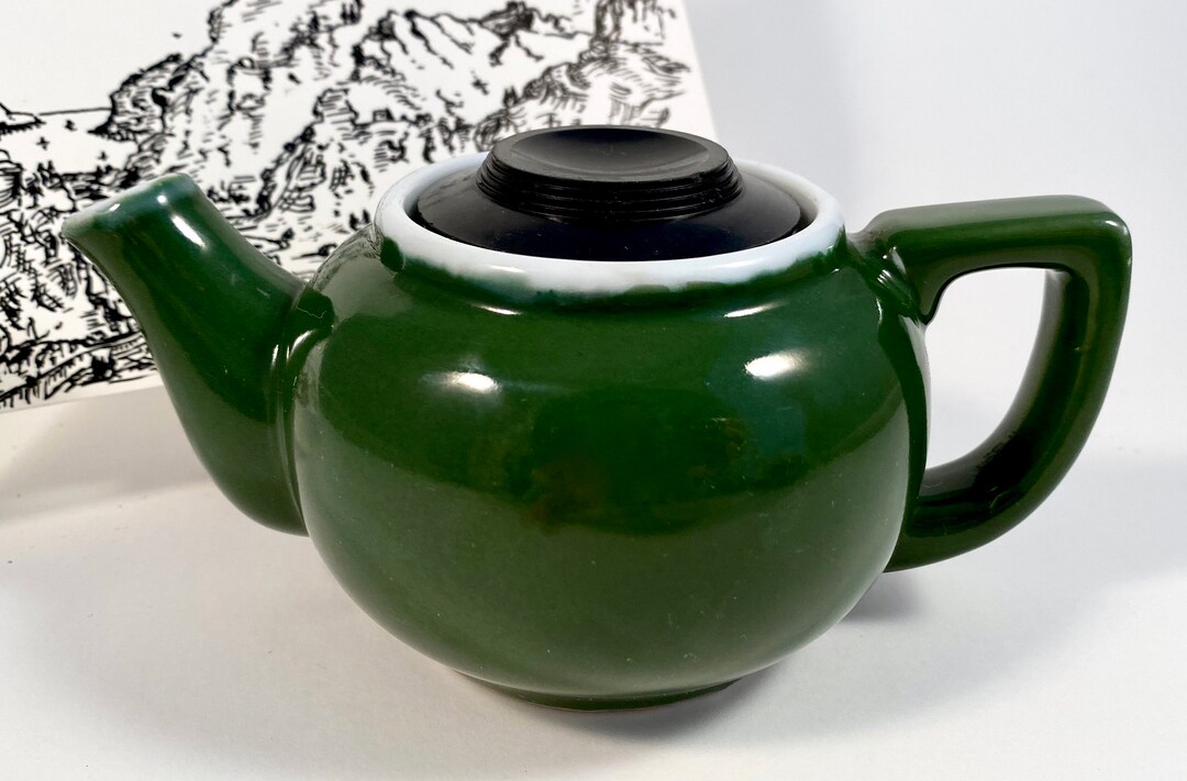 Small Vintage Tea Pot | Individual Tea Pot With Built-in Strainer ...