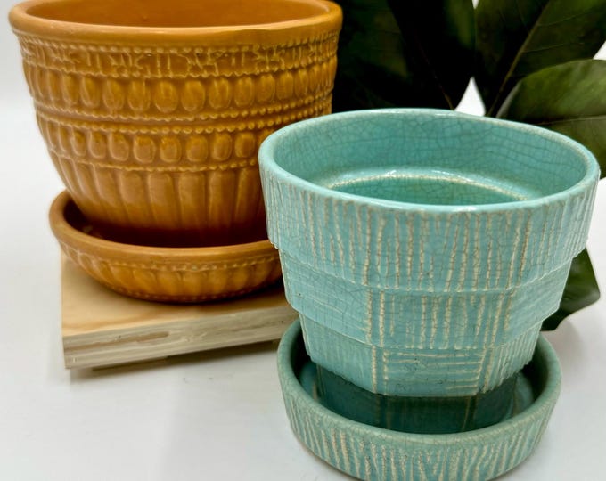 Vintage Mccoy Pottery Flower Pots With Built-in Saucers | Mccoy Pottery ...