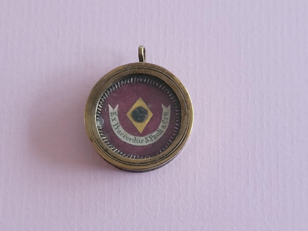 Antique Catholic Relic, Reliquary Medal, Reliquary Locket, Medal ...
