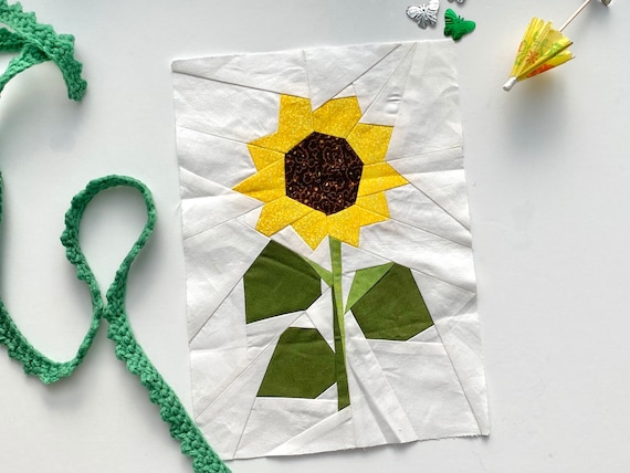 Sunflower Paper Pieced Quilt Block Pattern 2 Sizes | Etsy Canada