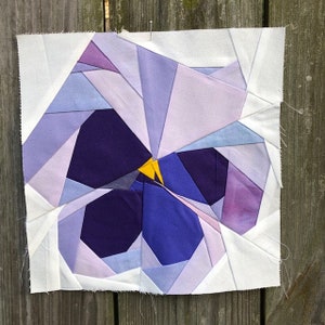 Pansy Foundation Paper Pattern. 9 Inch Quilt Block Pattern - Etsy