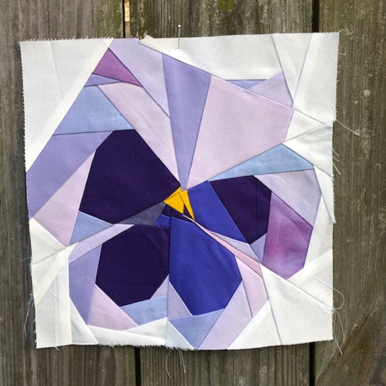 Pansy Foundation Paper Pattern. 9 Inch Quilt Block Pattern | Etsy
