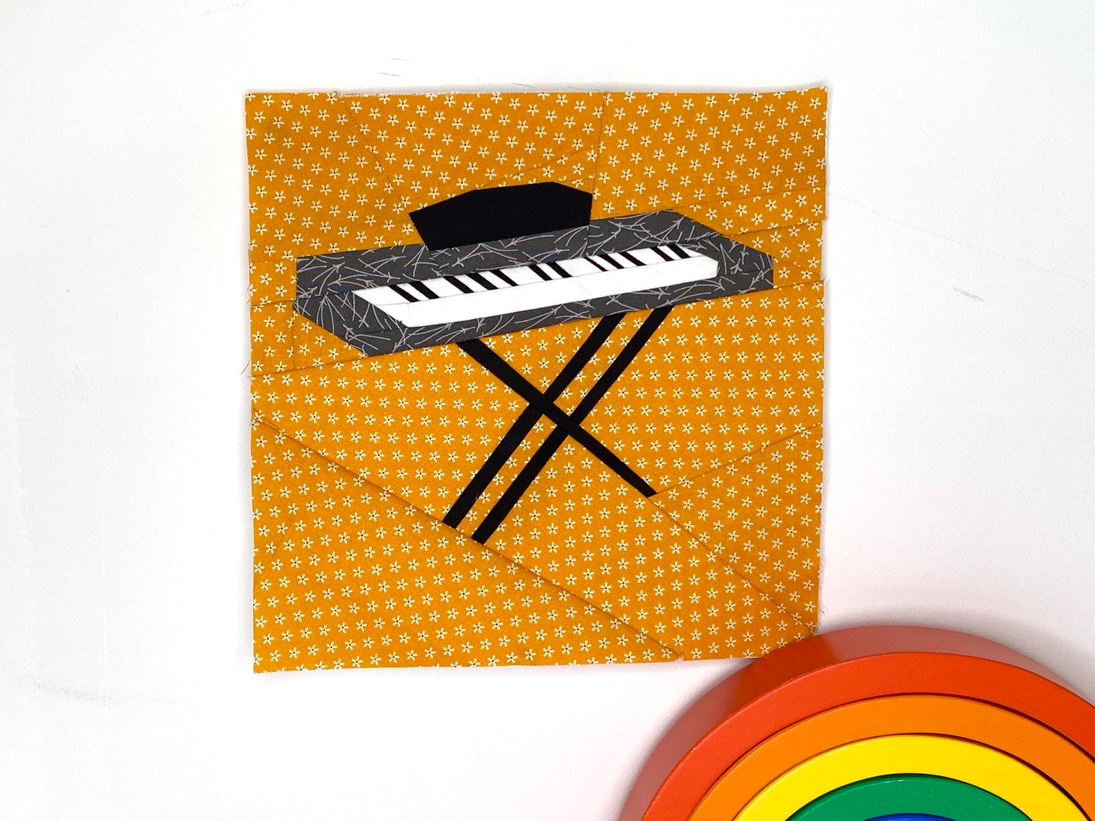 Keyboard Piano Musical Quilt Block Pattern - Etsy
