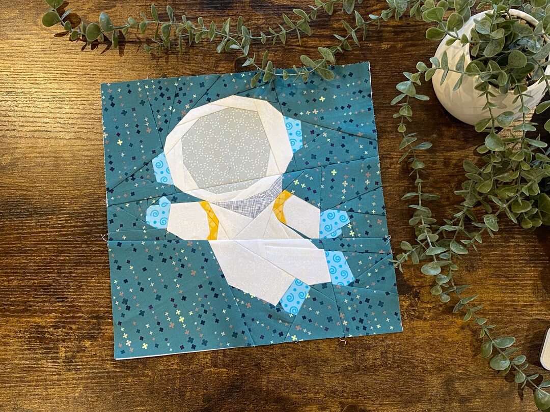 DIY Astronaut Quilt Block Pattern - 12 Inch Foundation Paper Piecing ...