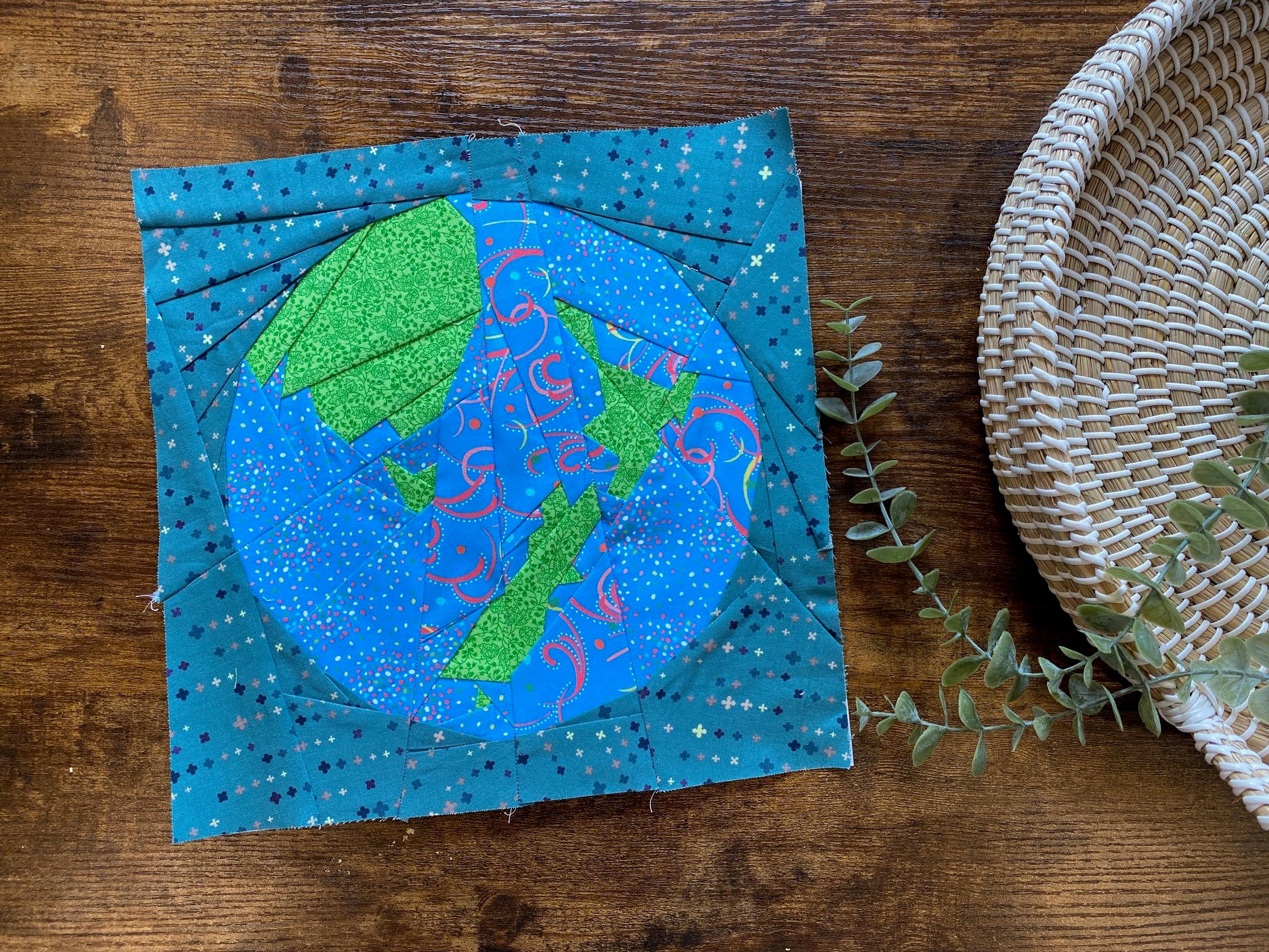 Paper Piece Pattern of Earth; Makes a 12 Inch Quilt Block of the World ...