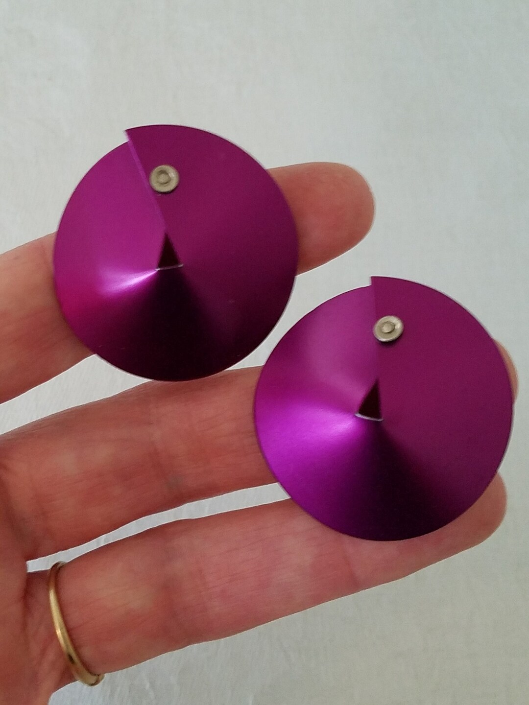 Vintage Violet Purple Anodized Aluminum Earrings - Etsy