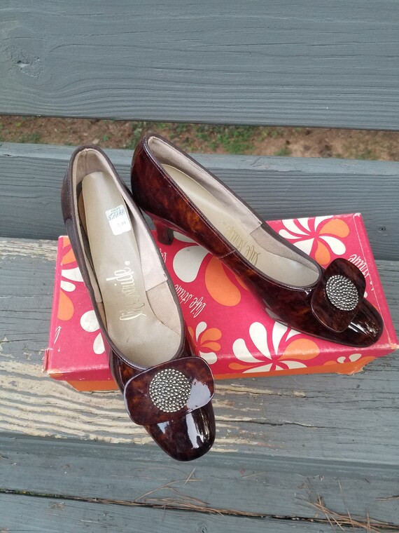 1960s pumps tortoise shell patent leather vintage 60s… - Gem