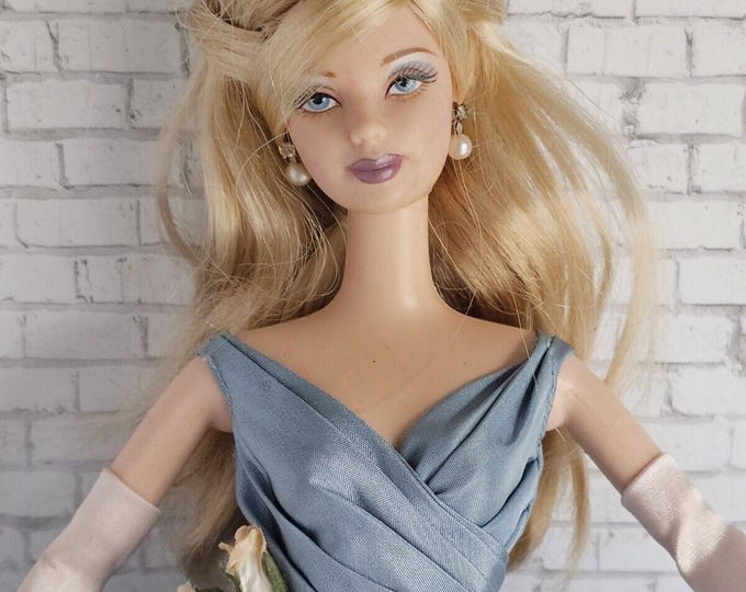 Mattel 2000 Grand Entrance Collection Barbie by Carter Bryant Fashion ...