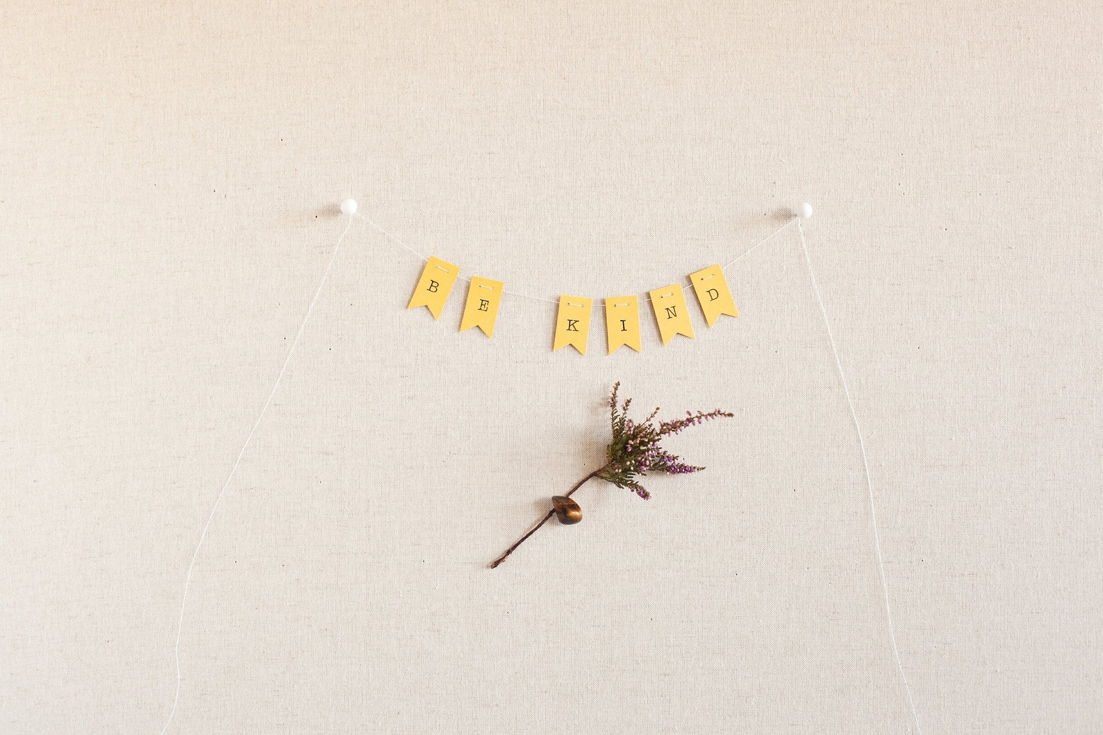 Miniature Reminder "be Kind" Bunting, Sweet Sign, Daily Reminder - Etsy