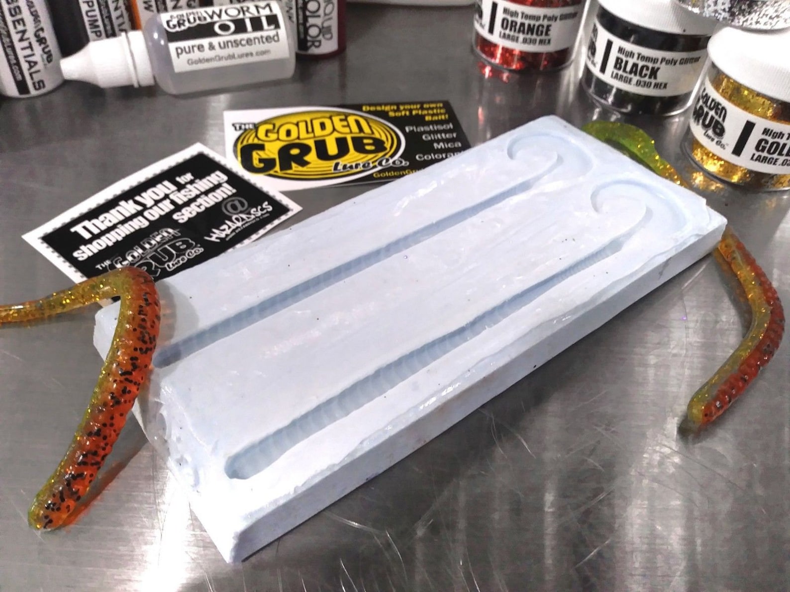 NEW Liquid Plastic SUPER STARTER Set / Big Worm Kit + Oil + Bags ...