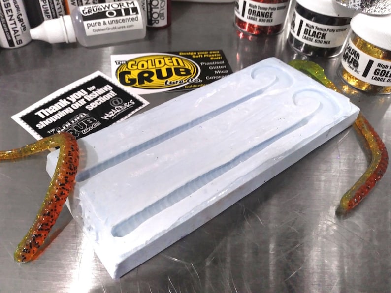 NEW Liquid Plastic SUPER STARTER Set / Big Worm Kit + Oil + Bags ...