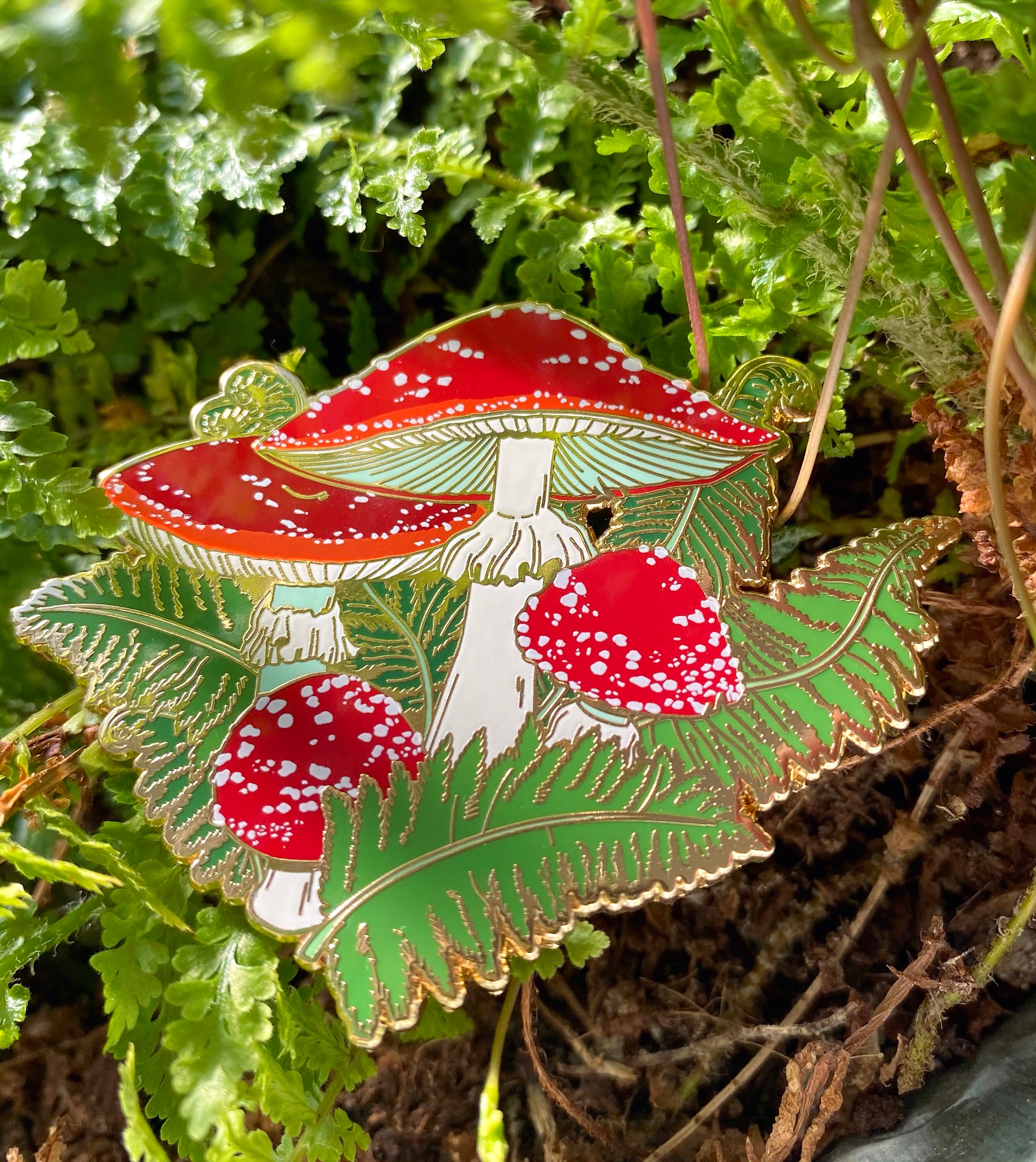 Fly Agaric Red Mushroom Foraging Gold Large Hard Enamel Pin - Etsy