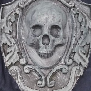 Skull Crest Mold - Etsy