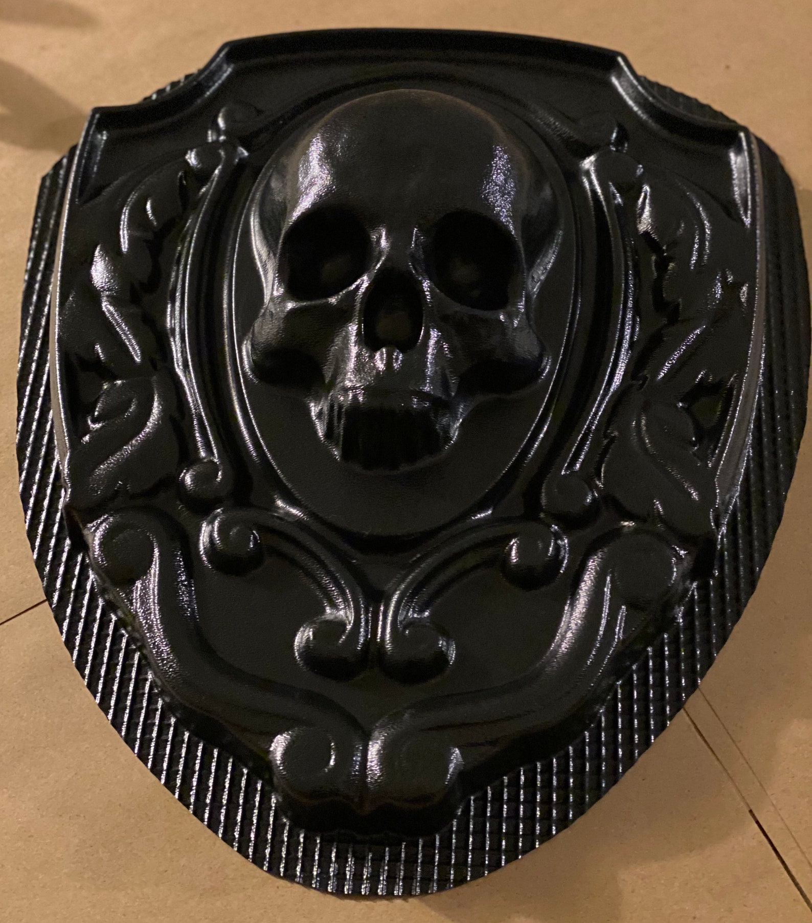 Skull Crest Mold - Etsy
