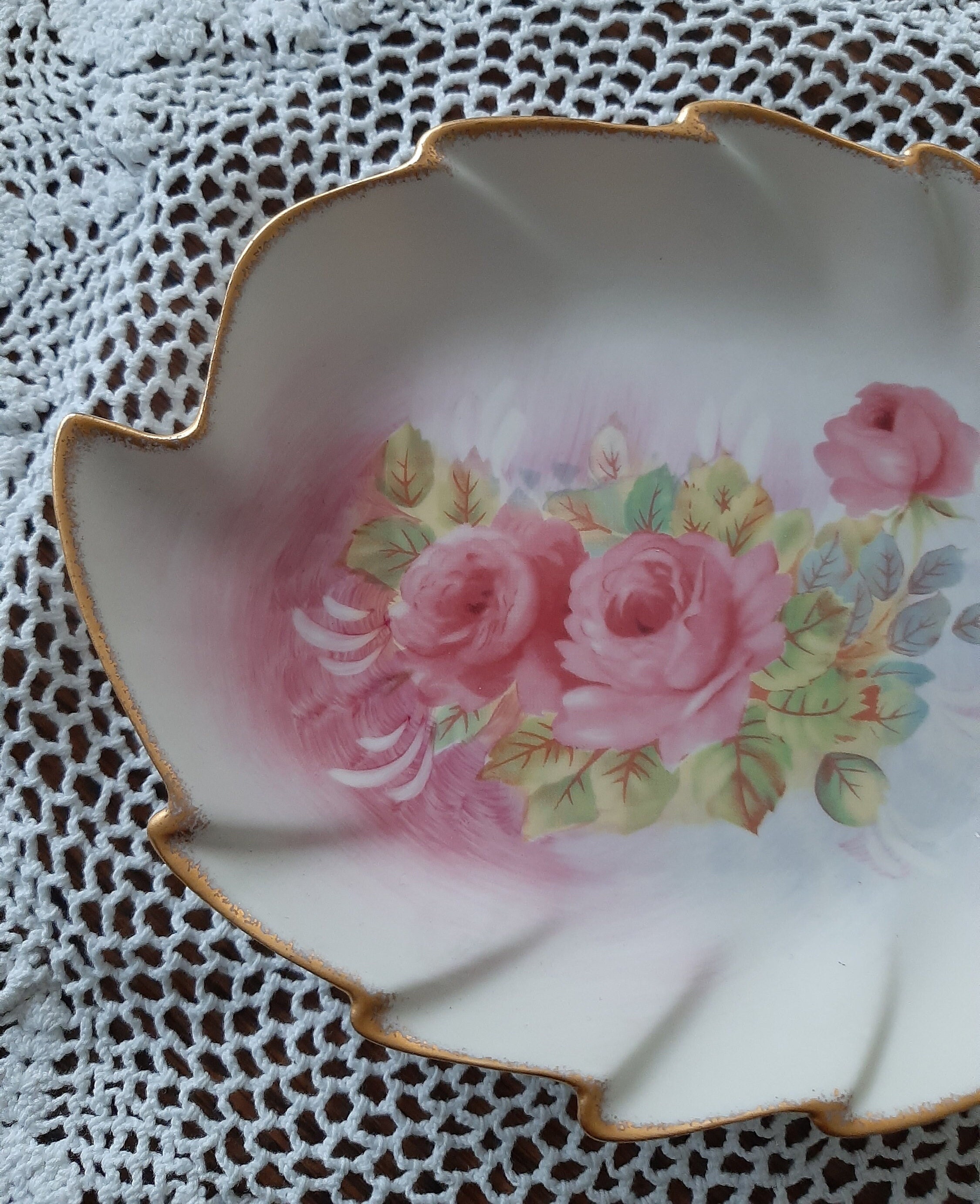 Vintage I. GODINGER & CO. Hand Painted Gold Trim Porcelain Roses ...