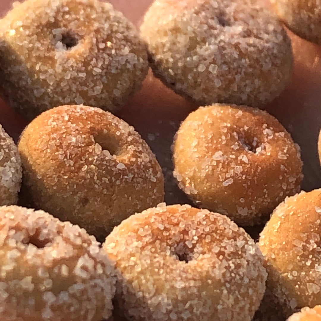 Miniature Sugar Doughnuts; Doll House Miniature Donuts; 1:12 Scale ...