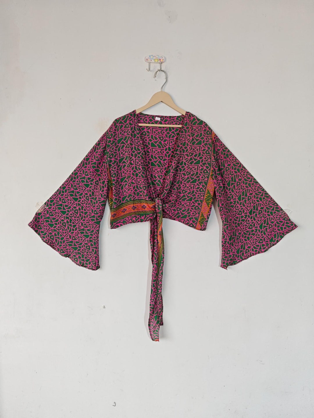 Beautiful Silk Sari Crop Top, Indian Silk Crop Top, Women's Clothing ...
