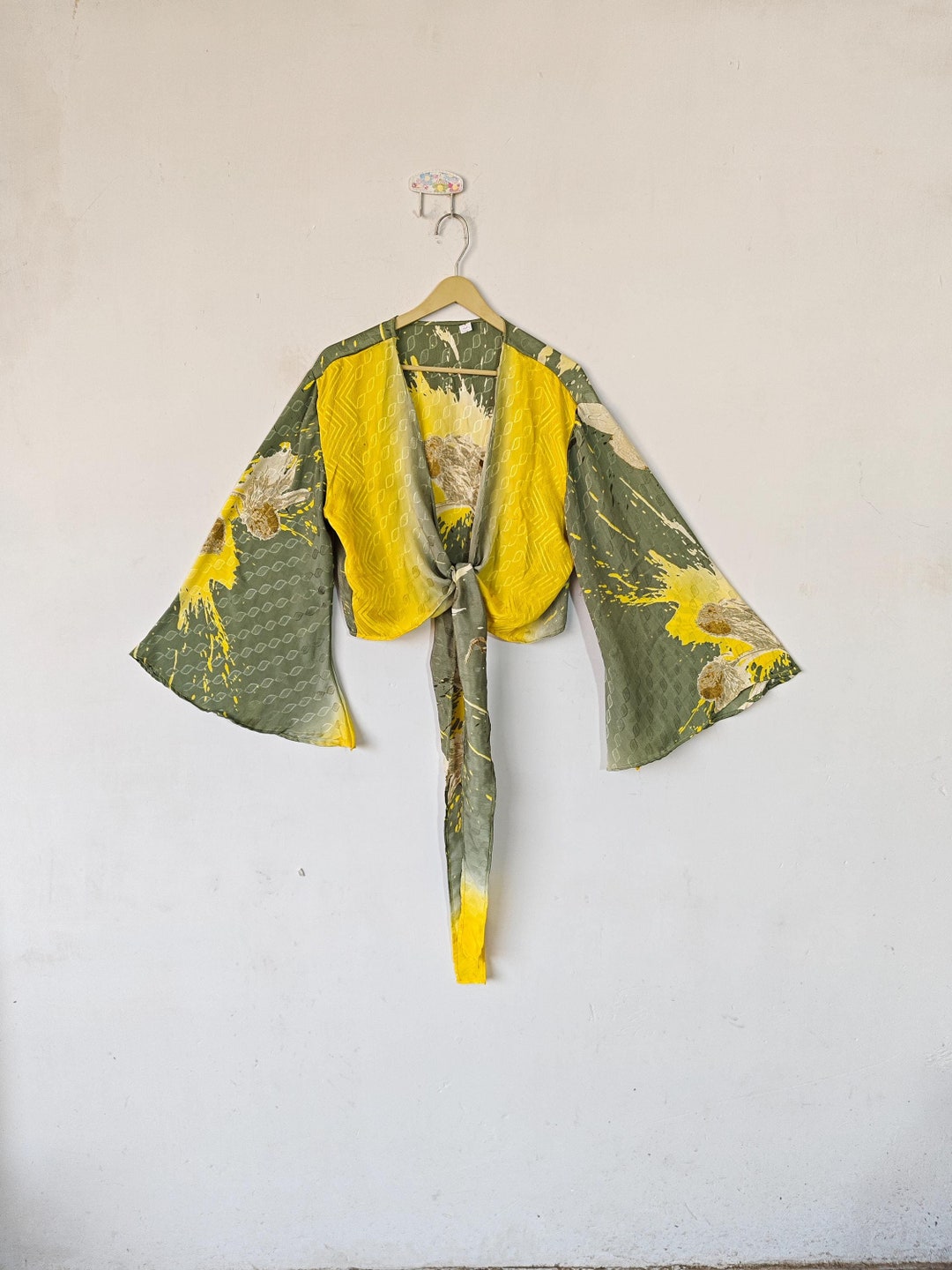 Beautiful Silk Sari Crop Top, Indian Silk Crop Top, Women's Clothing ...