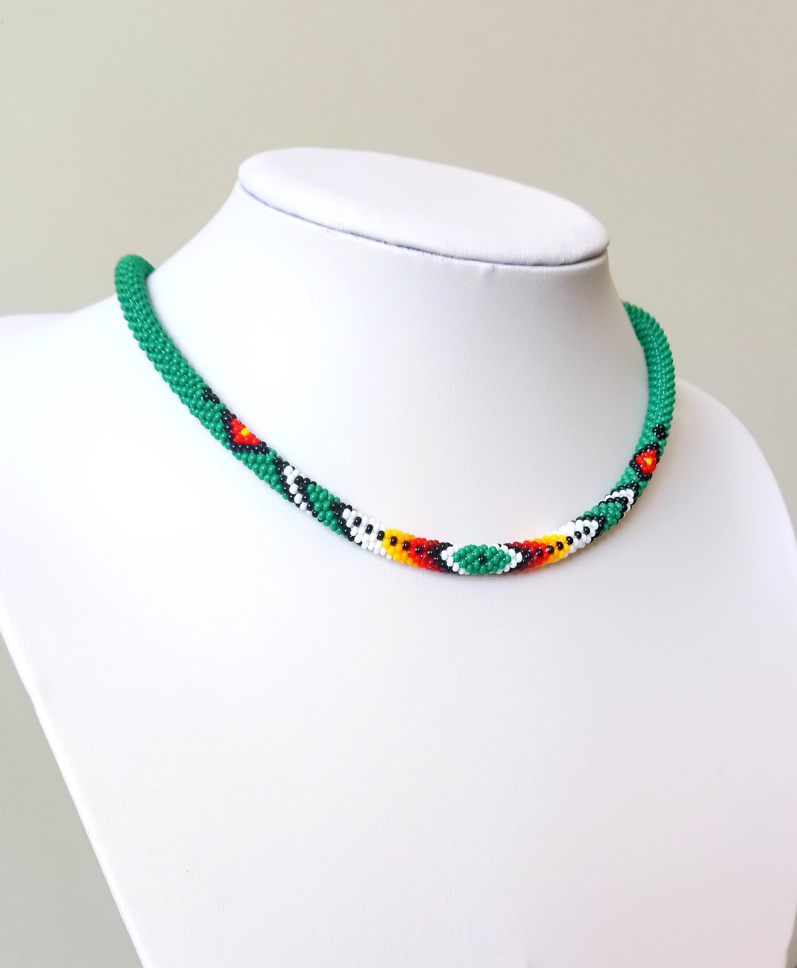 PINE GREEN Native American Beadwork Necklace Indian Style - Etsy