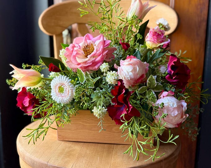 The Daphne Pink & Cream Cottage Centerpiece for Table, French Country ...