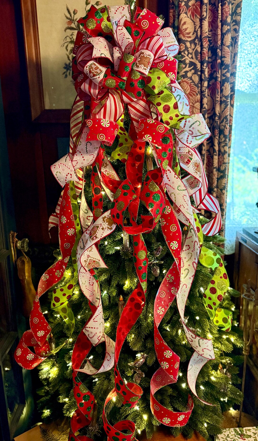 The Hanna Red & Green Christmas Tree Topper Bow, XL Long Streamer ...